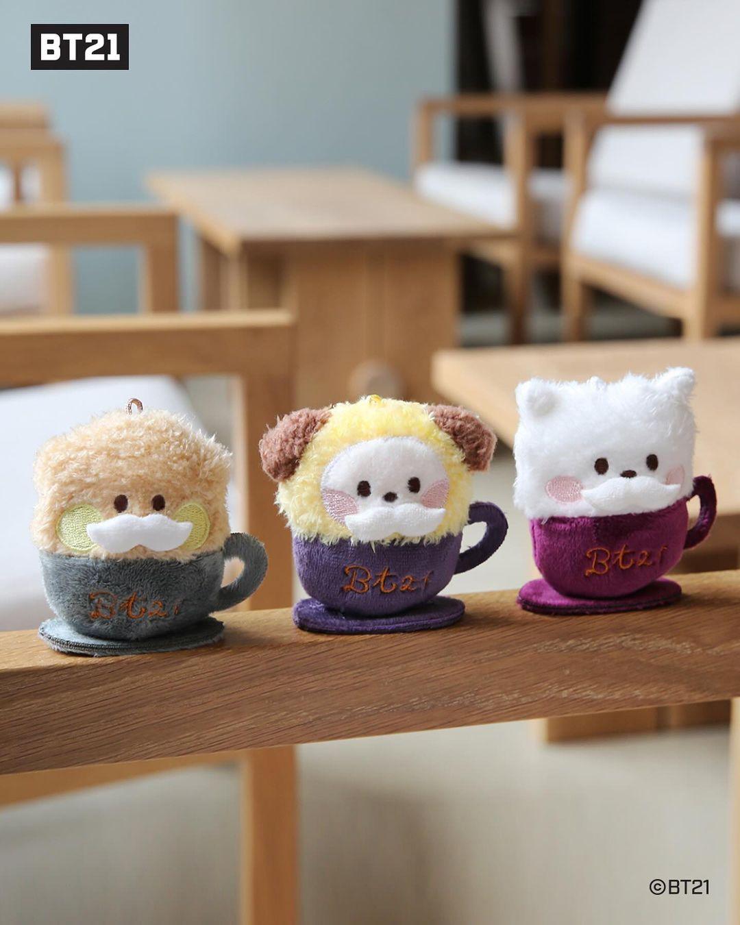 Monopoly Bt21 Minini Plush Keyring [Latte] | Kgifts.shop